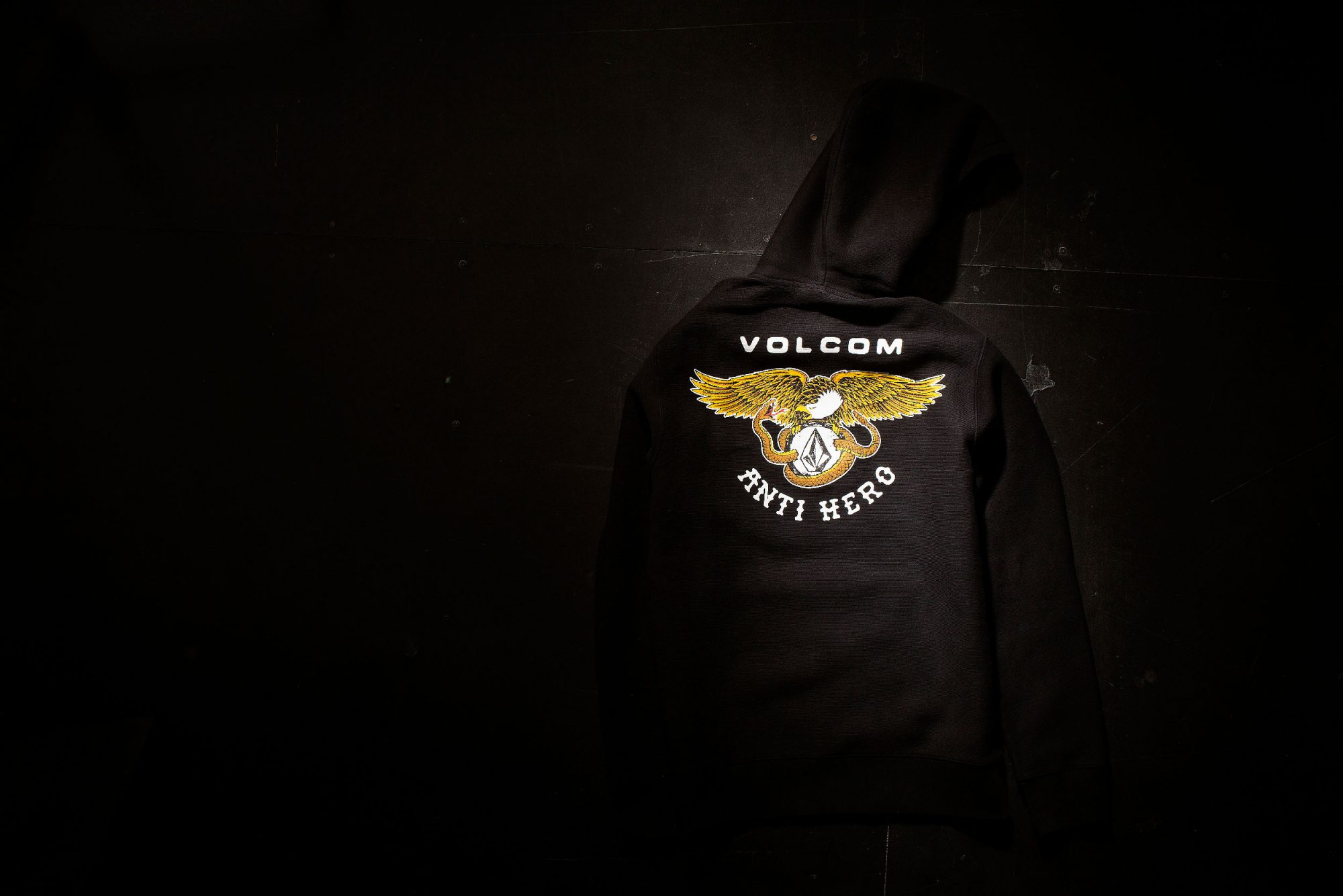 板上聯乘 / Volcom X Anti-Hero 今秋滑板界的注目系列 - KEEDAN.COM