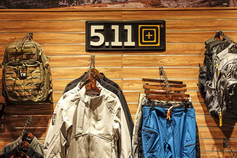 別讓麗雅不開心 - 戶外運動戰略遊戲配件品牌 5.11 Tactical 台北形象概念店 - KEEDAN.COM