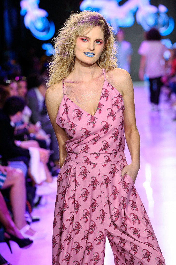 非典型童話故事 Hayley Elsaesser 2018 春夏系列 有話要說 - KEEDAN.COM