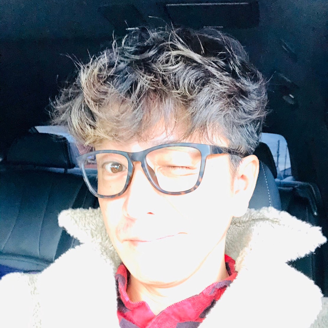 木村拓哉穿 Nike Jordan × Supreme 素描曝老花眼 還有大神戴過的眼鏡 - KEEDAN.COM