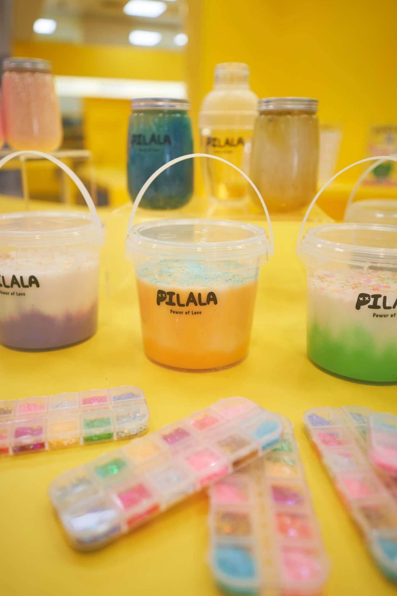 不分年齡的療癒體驗 PILALA 史萊姆樂園於環球購物中心 Q 萌登場 - KEEDAN.COM