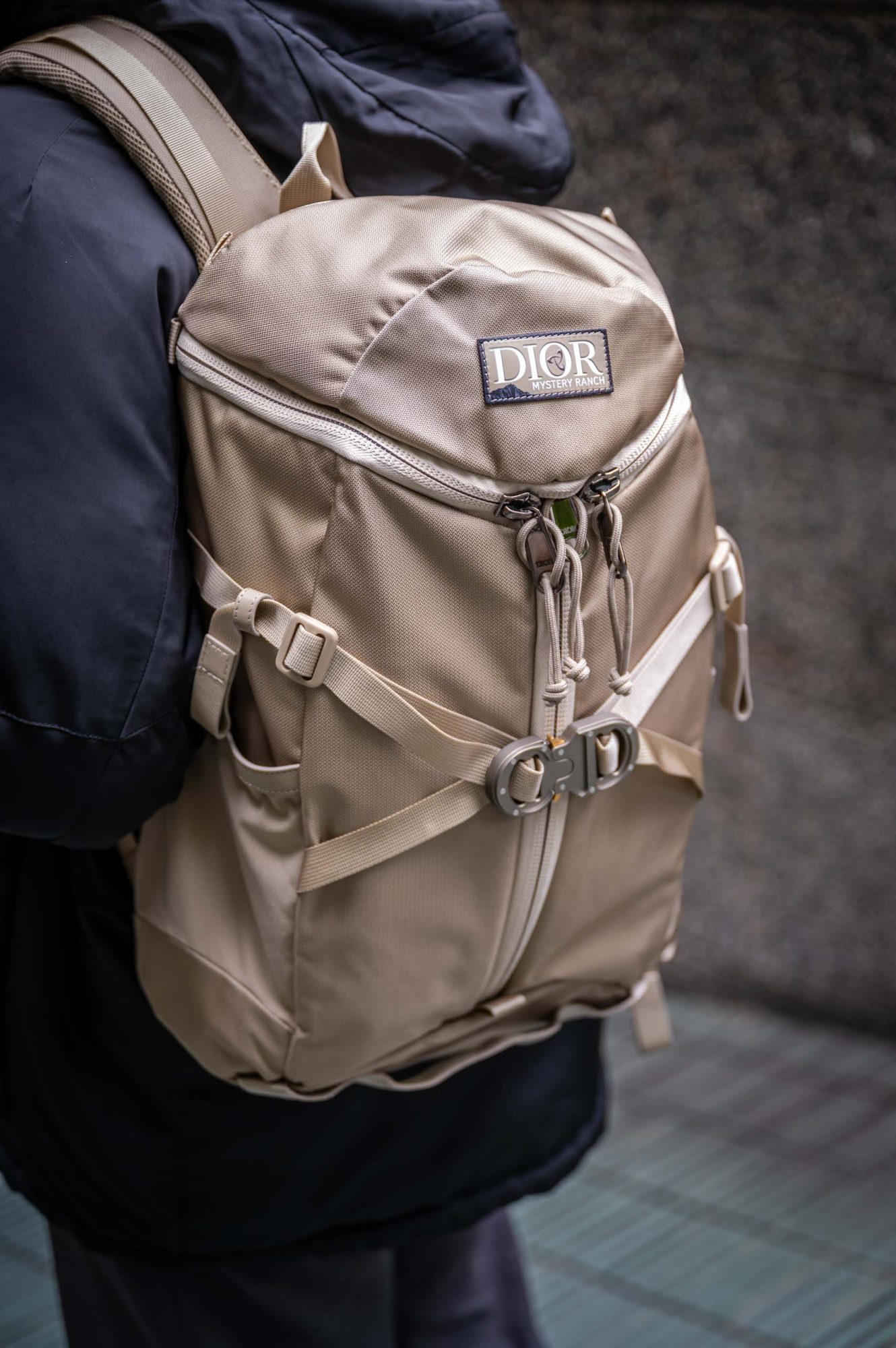 起點指標 / Dior × Mystery Ranch 編輯實揹給你看 - KEEDAN.COM