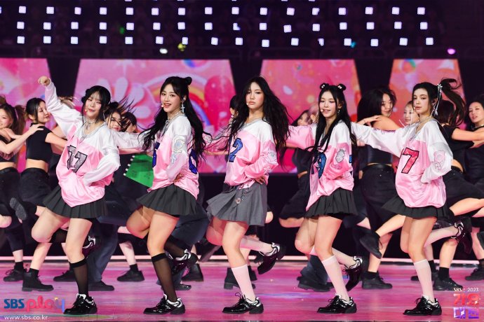 67d92ca7gy1hl6l9b620aj22301e0wva - KEEDAN.COM