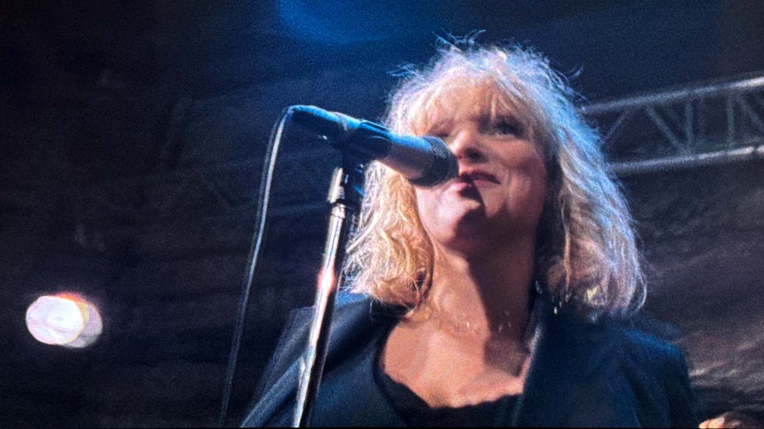 起點視角｜Sony BRAVIA 7 以為我是換電視 沒想到換的是心情 - KEEDAN.COM