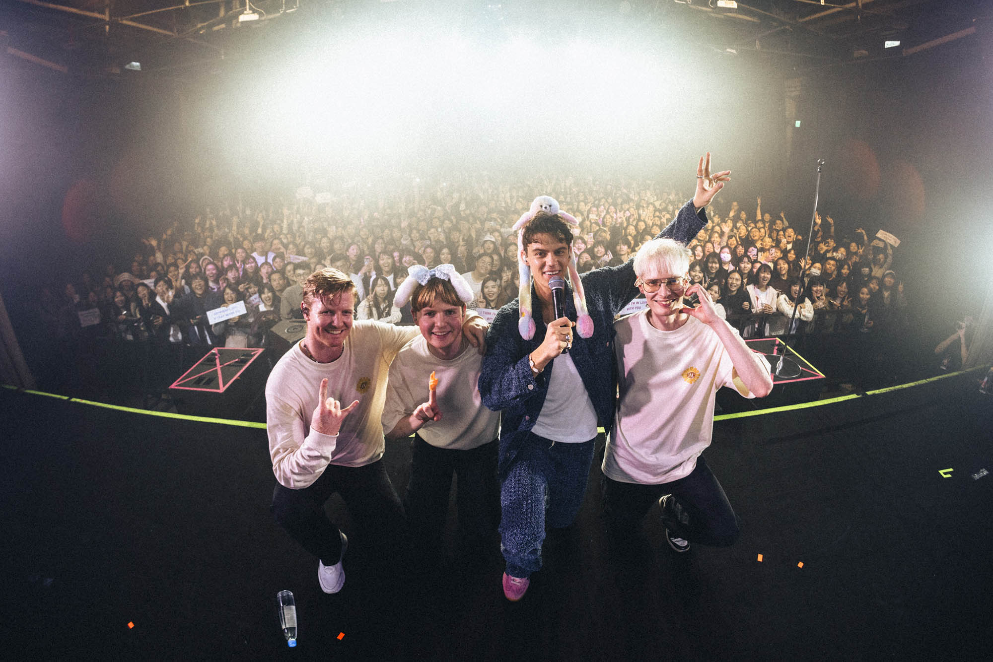 起點現場 / Bii 畢書盡驚喜應援 Peder Elias 二度開唱寵粉無極限 - KEEDAN.COM