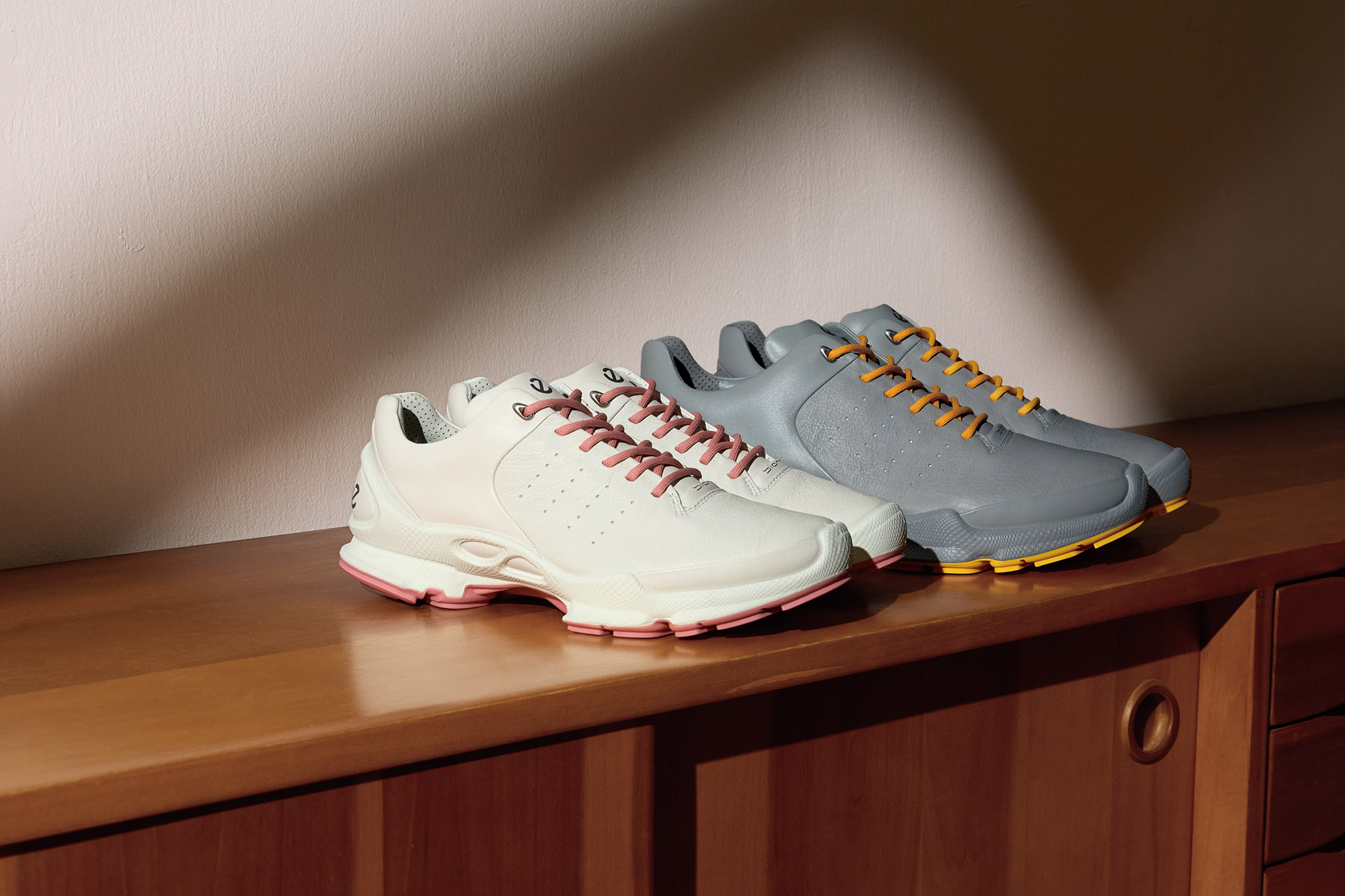 在農曆九天假期出遊之前 / 先入手一雙好走好看的 ECCO BIOM 系列鞋款 - KEEDAN.COM