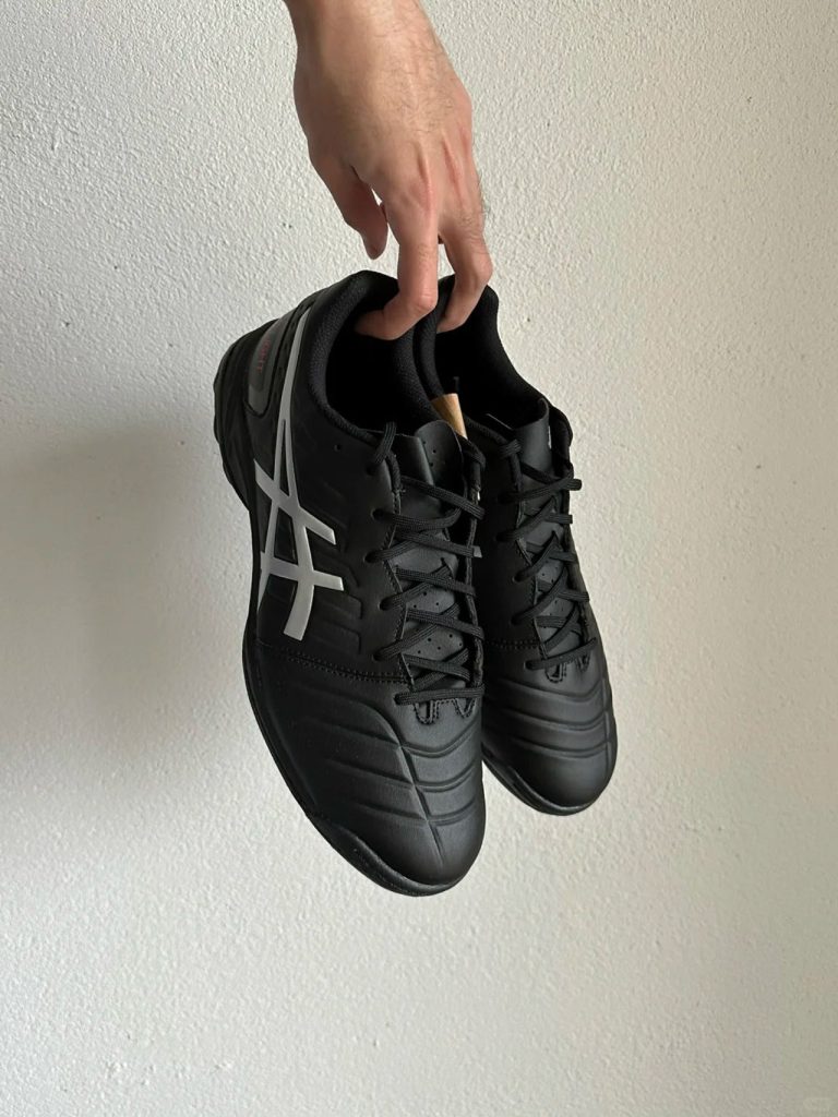 LV、Nike 聯手帶動薄底鞋革命：細數今年最夯六款日常足球鞋 - KEEDAN.COM