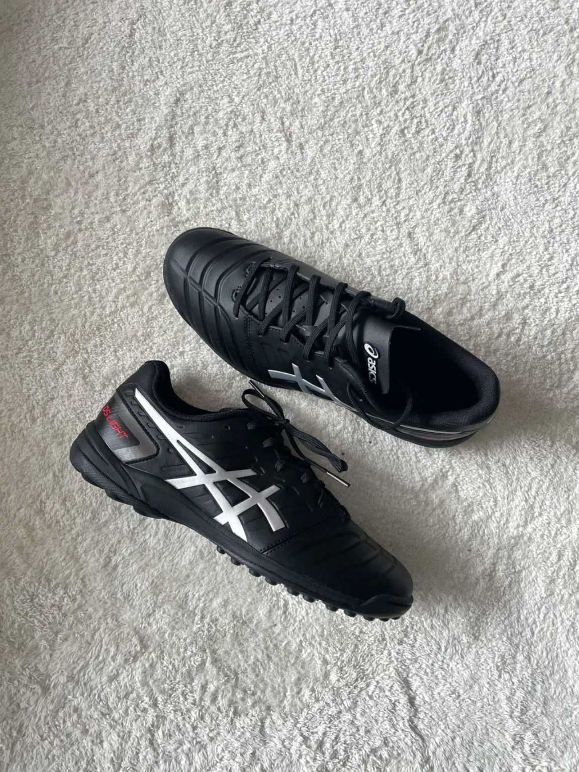 LV、Nike 聯手帶動薄底鞋革命：細數今年最夯六款日常足球鞋 - KEEDAN.COM