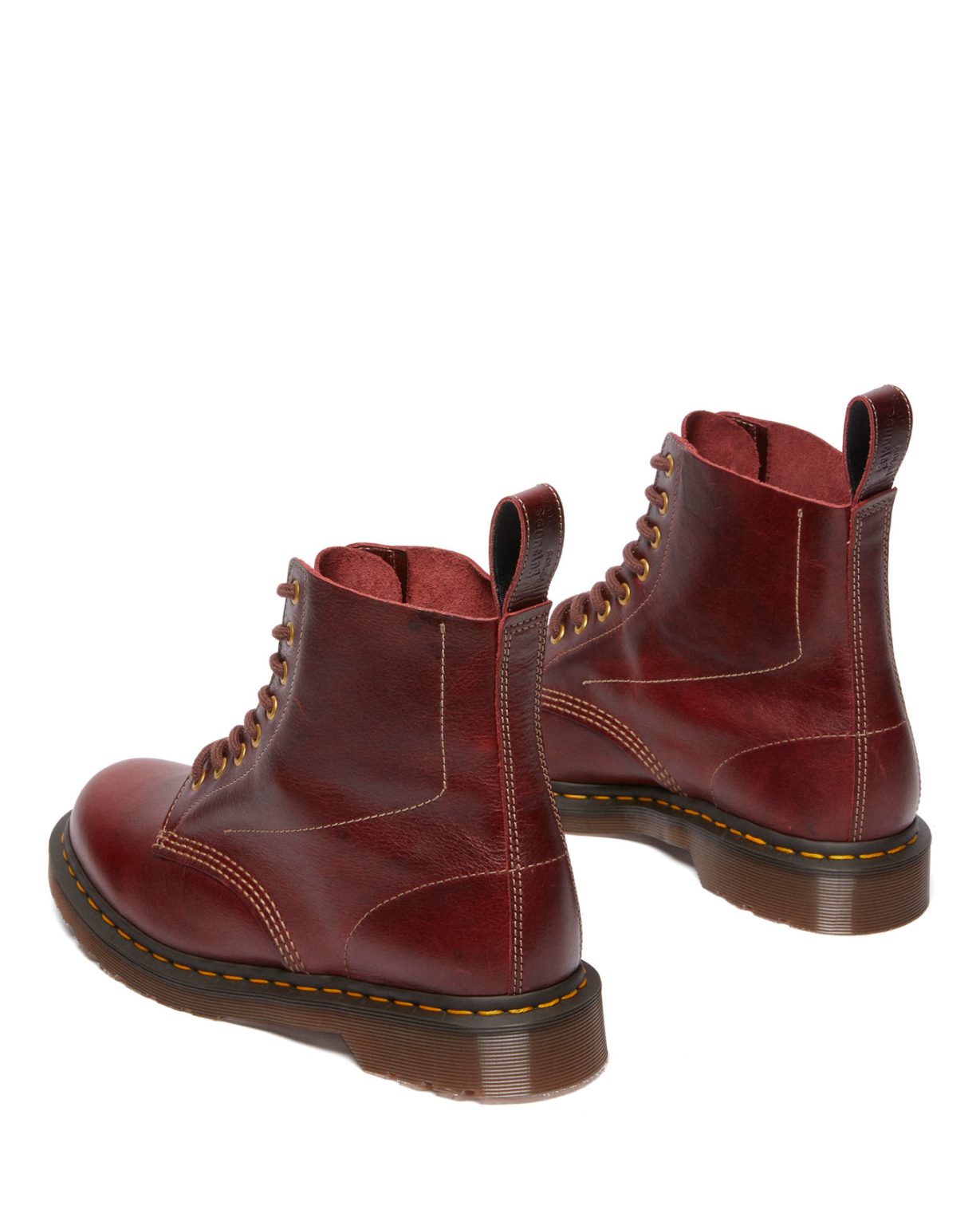 Dr. Martens 全球僅 1460 雙手工靴誕生，帶你認識 1460 MIE Pascal Love Letter - KEEDAN.COM