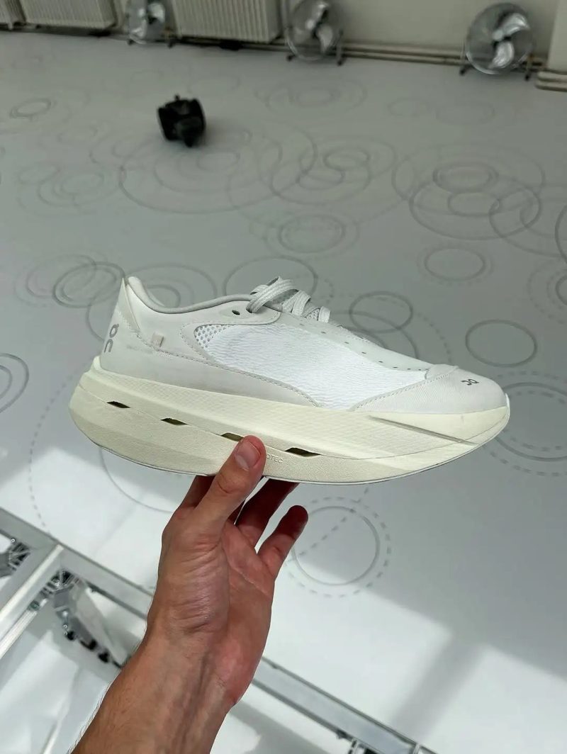 POST ARCHIVE FACTION x On 2026 巴黎男裝週搶先看，「Current Form 4.0」的鞋型更圓潤 - KEEDAN.COM