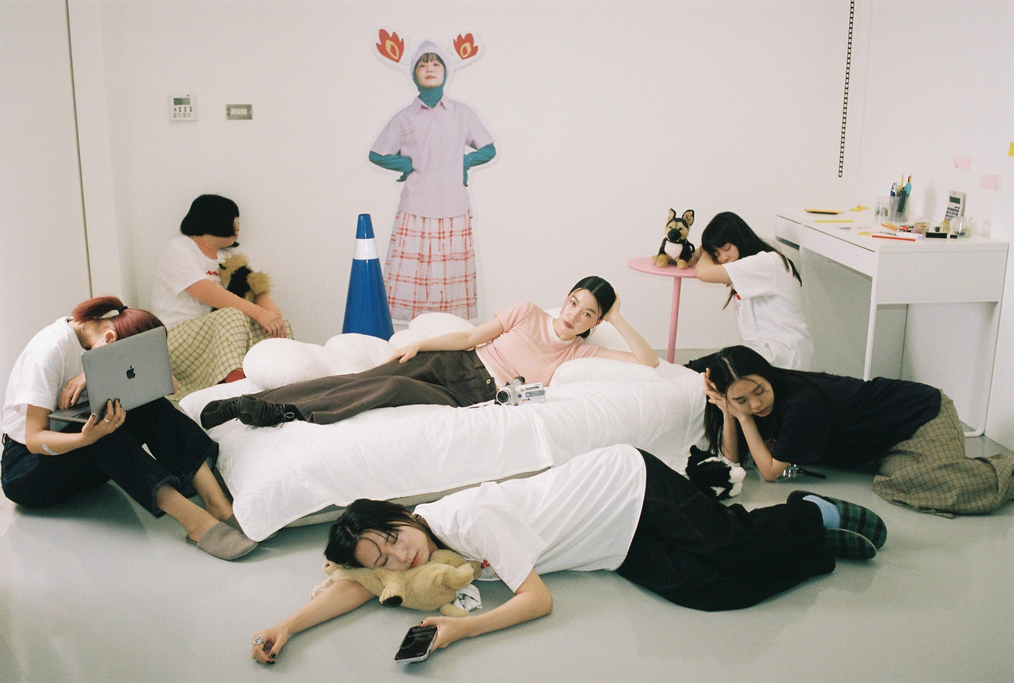 mini matters 五週年快閃電影院｜從小個子視角，回看「即便微小也很重要」的五年風格史 - KEEDAN.COM