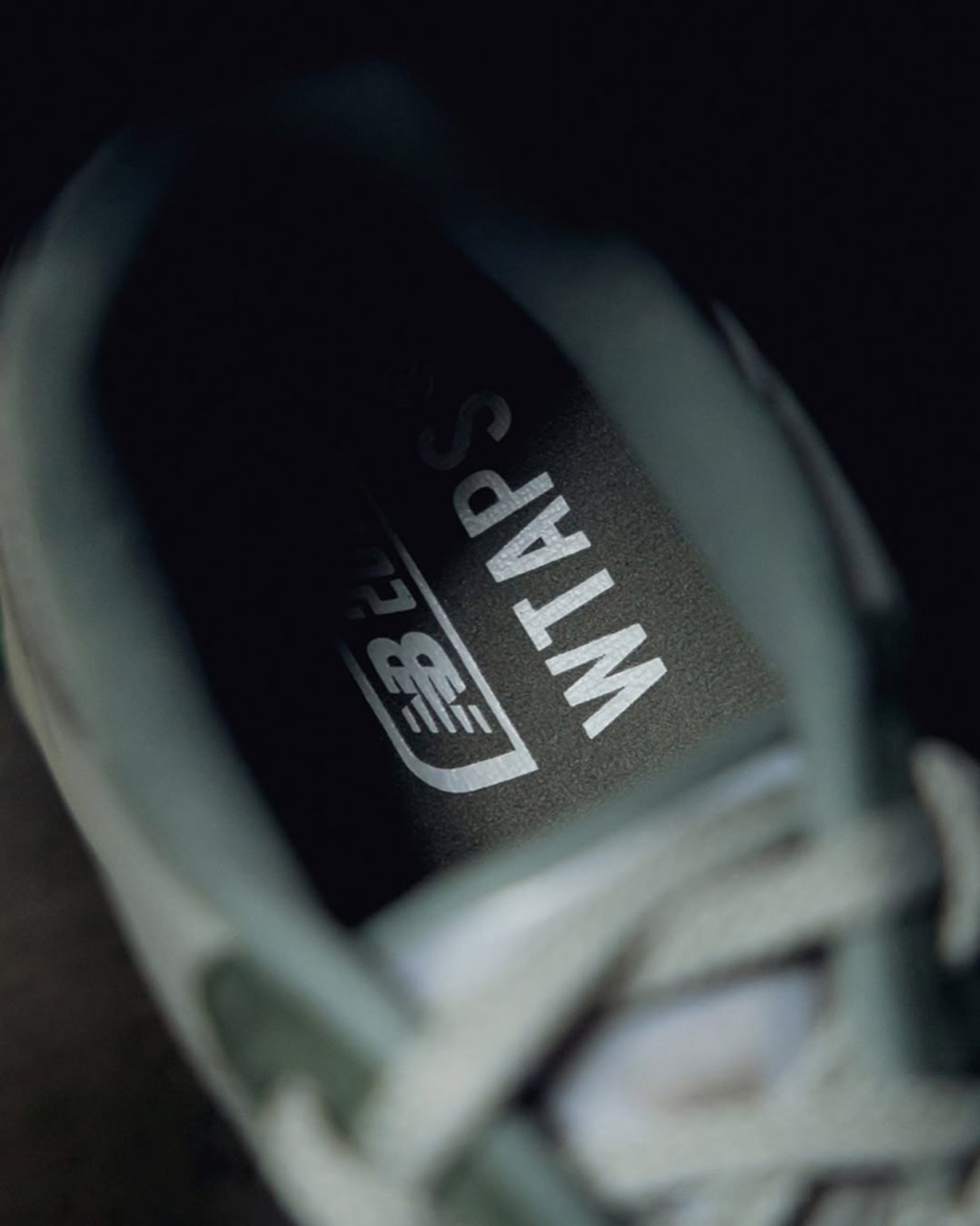 WTAPS x New Balance 全新聯名 ABZORB 2010 曝光，軍事風+螢光綠細節雙十開賣 - KEEDAN.COM